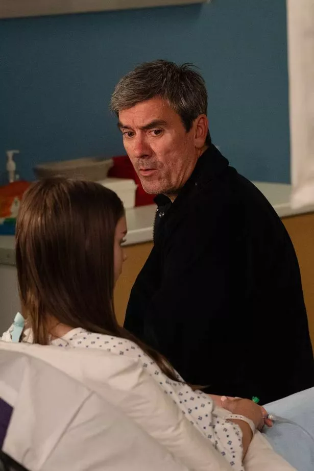 BIG TROUBLE! Emmerdale’s Cain Dingle faces a major decision next week ...